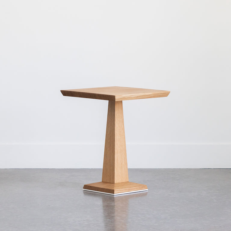 Side Table – Carlysle